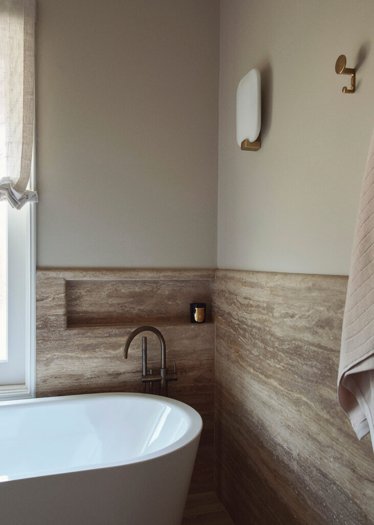 Latimer Residence • Tom Mark Henry