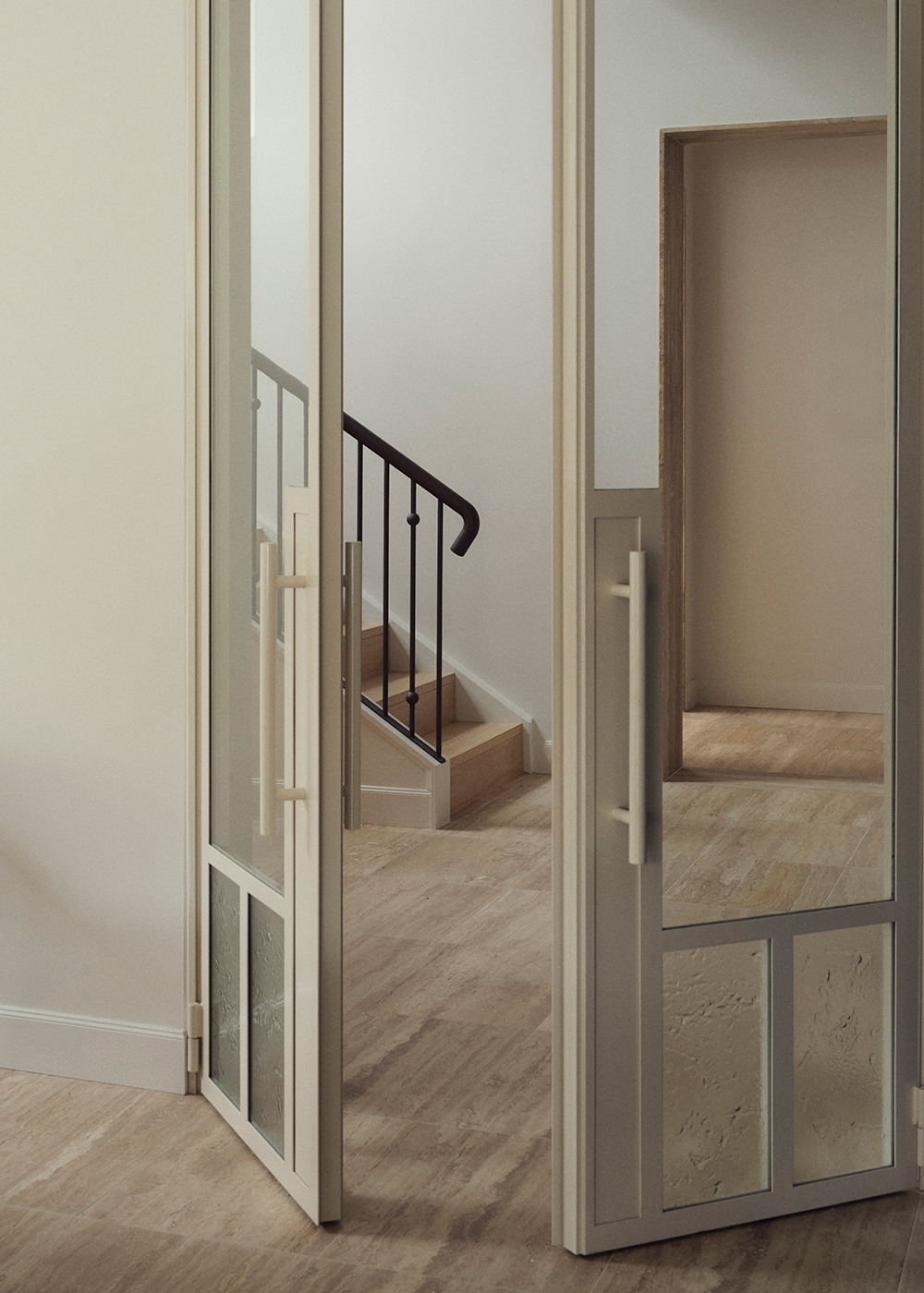 Latimer Residence • Tom Mark Henry